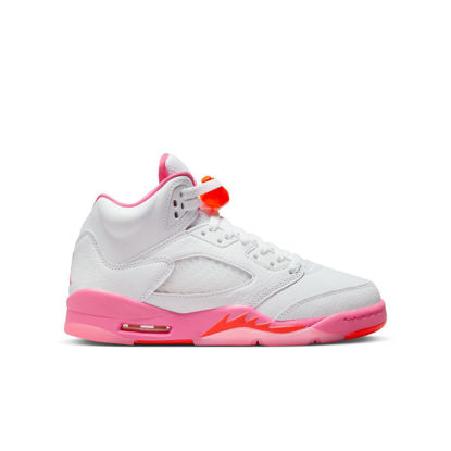 MVP Basketball Store. Sneakers